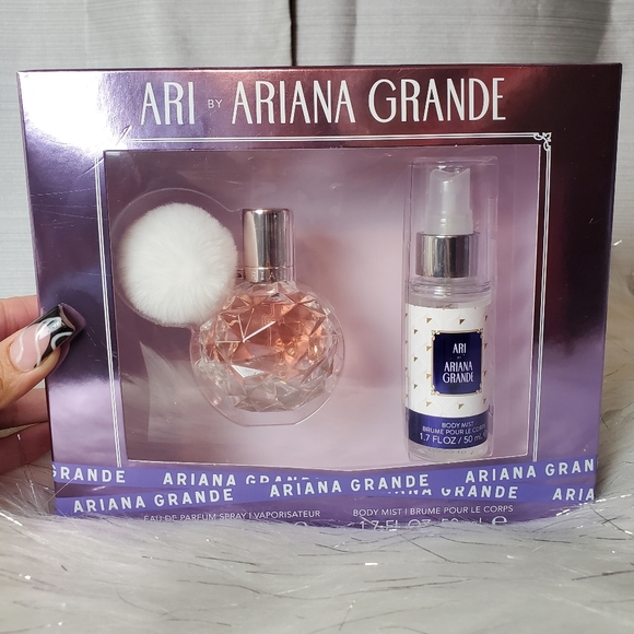 Ariana Grande | Other | Ari By Ariana Grande Perfume Gift Set | Poshmark